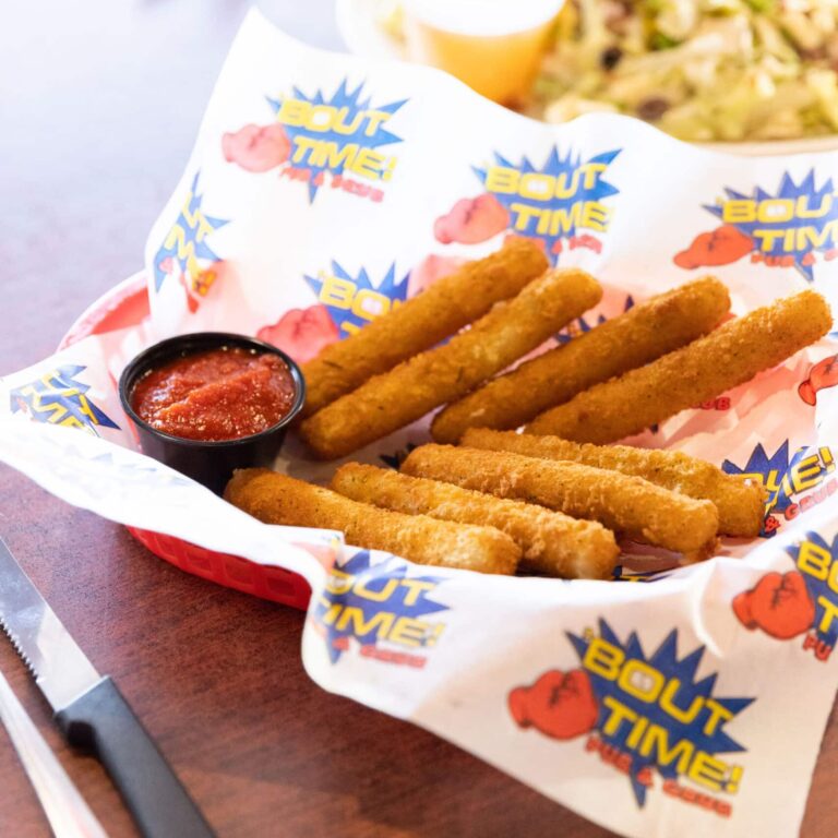 Food & Drink - Bout Time Pub & Grub